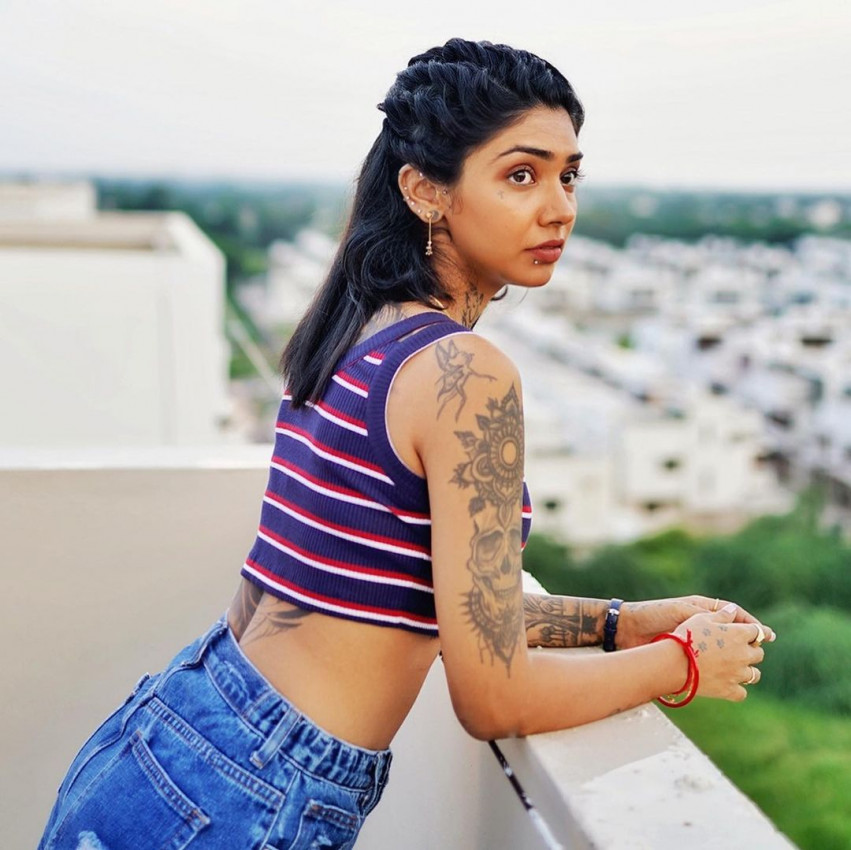 Beautiful Wish Rathod Wallpapers Pictures for Mobile | OyePhoto