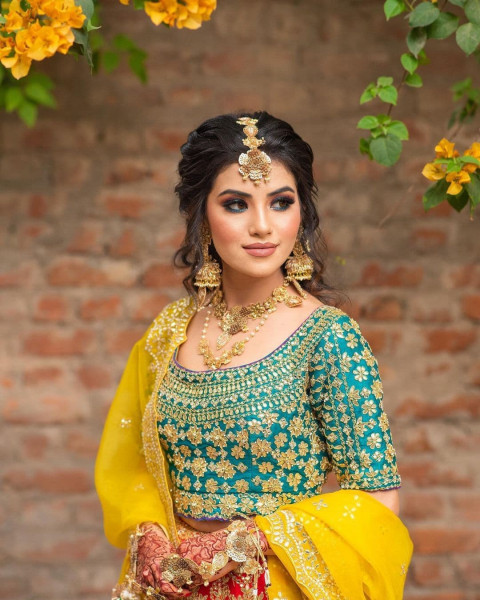 Best Haldi Photos From Indian Weddings Wallpapers | OyePhoto