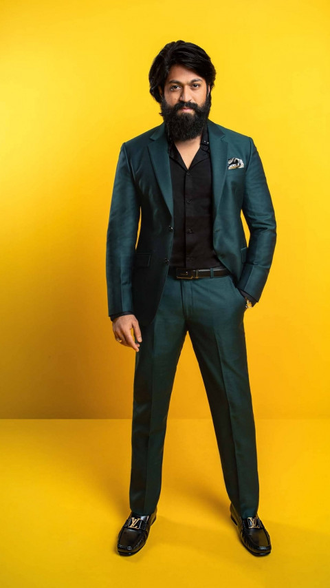 Kgf Hero Yash Pictures Download Full HD Free | OyePhoto