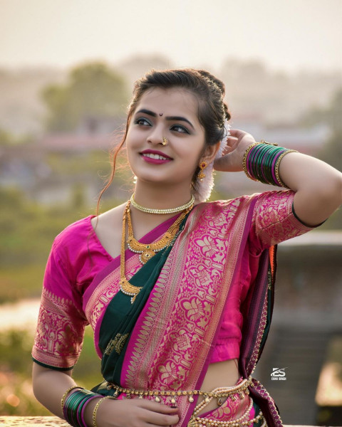 Model Dipika Rana HD Photos in Saree | OyePhoto