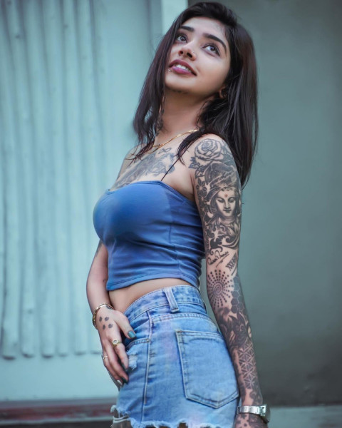 Sexy Wish Rathod Full HD Photos And Wallpapers | OyePhoto