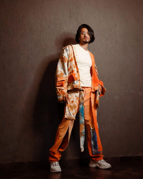 Stylish Mr Faisu Team 07 Handsome look Wallpaper | OyePhoto