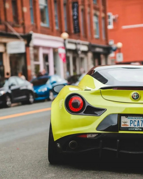 Yellow Car Photo Editing Background Download Full HD | OyePhoto