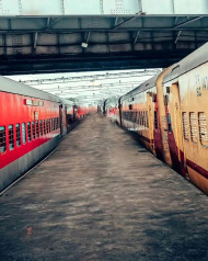 Two Train CB Viral Photo Editing HD Snapseed Free Background | OyePhoto
